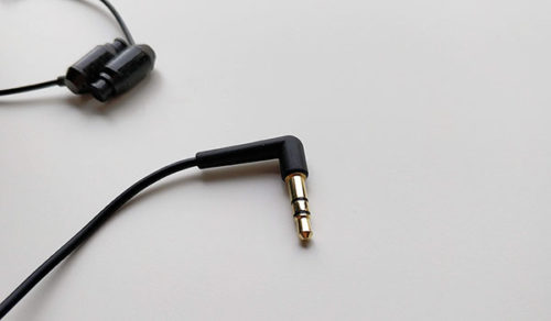 The 5 Types Of Headphones (+ More) You Need To Know About